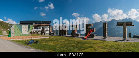 Rest and relaxation area at the Gaislachjoch cable car middle station ...