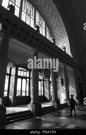 Hlavn Nadrazi Railway Station, Prague, Czech Republic, Europe Stock ...