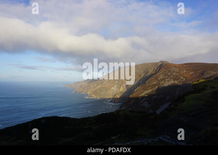 Slieve Leage, Europes highest Sea Cliffs on a sunny winter day in ...