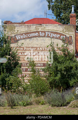 Piper Street sign, Kyneton Stock Photo - Alamy