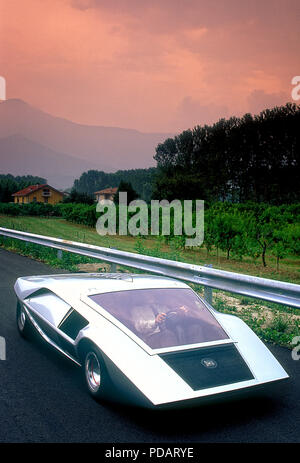 1970 Lancia Zero by Bertone Stock Photo - Alamy