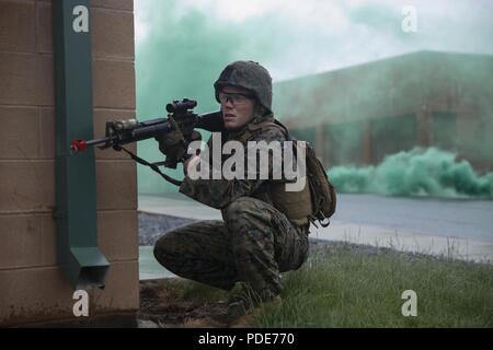 British Army radio operator during exercise, Britain, UK Stock Photo ...