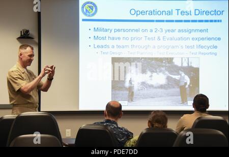 MILLINGTON, Tenn. (May 15, 2018) Capt. Mike Patterson, Chief of Staff ...