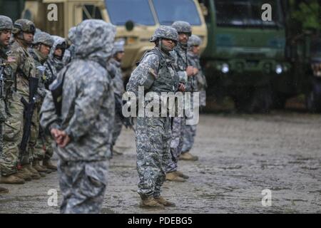 Soldiers with the 42nd Regional Support Group, New Jersey National ...