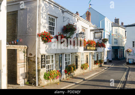 The Victoria Inn pub in the pretty sailing town of Salcombe in the ...