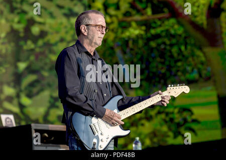 Eric Clapton headlines the British Summer Time Festival on the Great ...