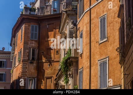 Classic buildings in Rome, Italy. Historic architecture Stock Photo - Alamy