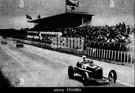 278 René Dreyfus vainqueur du million en 1937 a Montlhéry, sur Delahaye ...