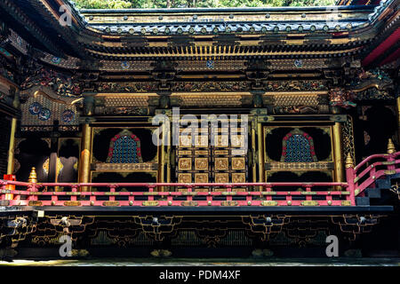 Taiyu-in at Rinnoji Nikko - Taiyuin-byo is the mausoleum of Iemitsu ...