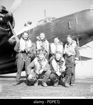 6 458 Squadron RAAF Wellington aircrew Western Desert circa 1943 AWM ...