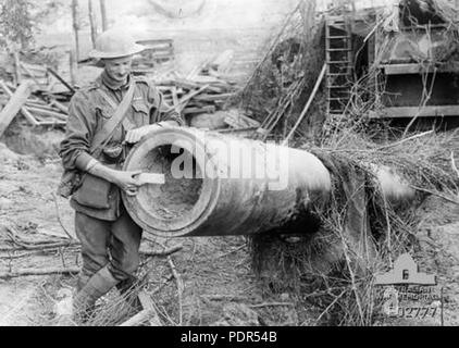 The muzzle of the German 38 cm gun at Chuignes, France, in 1918 ...