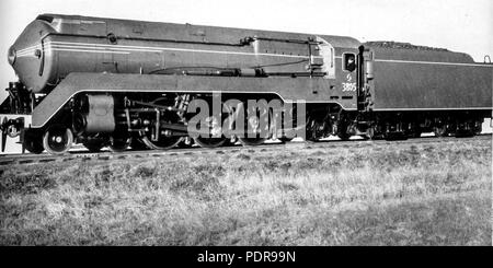 NSWGR Class C.38 Locomotive Streamlined Stock Photo: 164284177 - Alamy