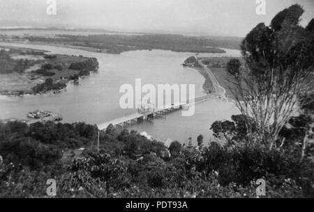1 389553 Elevated view of the Tweed River and Boyd's Bay bridge, Tweed ...