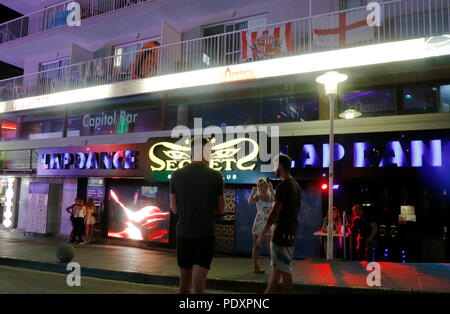 Magaluf british bar young in english bar Mallorca Spain Stock Photo - Alamy