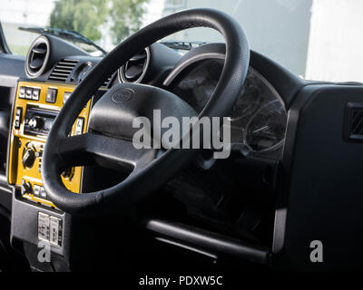 Land Rover Defender 90 Shooting brake.2008 Stock Photo - Alamy