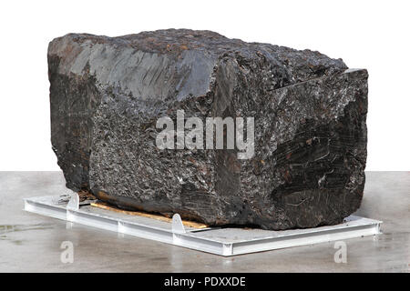 Big block of black anthracite coal ore Stock Photo - Alamy