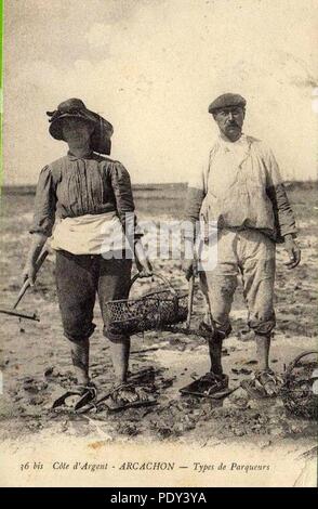 Arcachon - parqueur et parqueuse 5 Stock Photo - Alamy