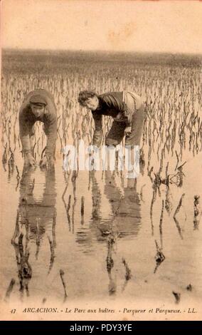 Arcachon - parqueur et parqueuse 3 Stock Photo - Alamy