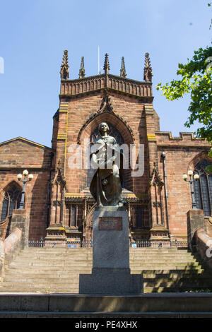 Statue of Lady Wulfruna and St Peters Church in Wolverhampton England ...