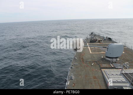 5"/54 caliber Mark 45 gun (127 mm) on US Navy Arleigh Burke-class ...
