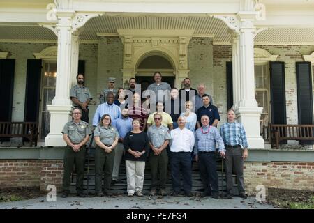 Arlington National Cemetery employees learn from National Park Service ...