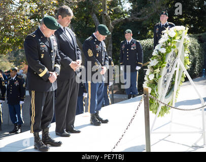 Command Sgt. Maj. Brian C. Rarey, 1st Special Forces Command, awards ...