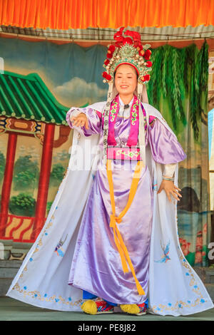 Traditional Tang dynasty Chinese opera Stock Photo - Alamy