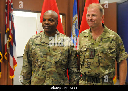 British Brig. Gen. Frazer Lawrence, 1st Armored Division Deputy ...
