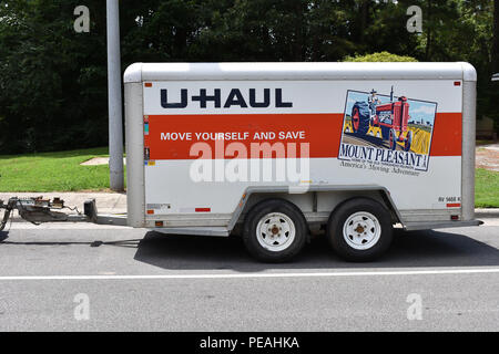 U-Haul Trailers used to move yourself Stock Photo - Alamy