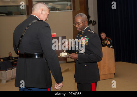 The official birthday cake for the Commandant of the Marine Corps ...