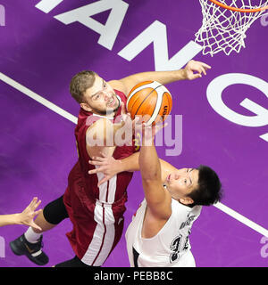 Jakarta. 14th Aug, 2018. Szeto Wai Kit(C) of China's Hong Kong competes ...