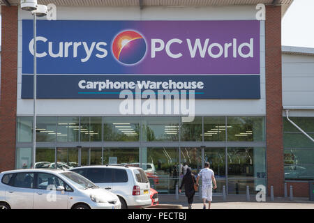 Currys store at a retail park in Bury St Edmunds in Suffolk, UK Stock ...
