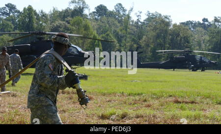 Pfc. Jakvain Winsley of the 185th Aviation Brigade, Mississippi Army ...
