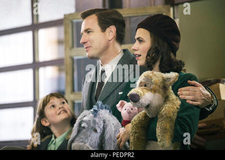 CHRISTOPHER ROBIN, l-r: Piglet (voice: Nick Mohammed), Winnie the Pooh ...