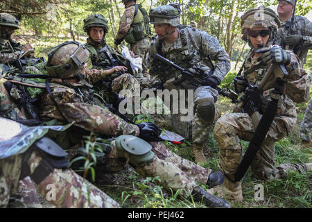 Italian soldiers with the 183rd Airborne Regiment provide security ...