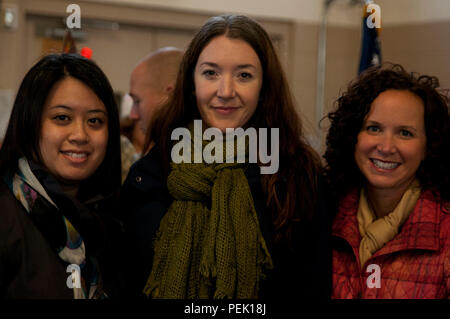 WINGS OF THE HAWK, from left: Julie Adams, Van Heflin, 1953 Stock Photo ...