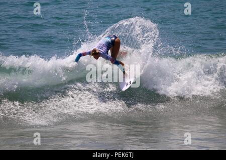 Macy Callaghan competing in the us open of surfing 2018 Stock Photo - Alamy