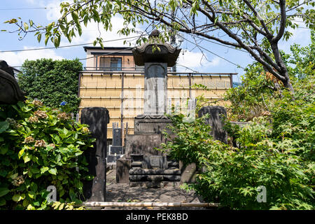 Tomb of Tanuma Okitsugu ( 1719 - 1788 ) roju of Tokugawa Bakuhu ...