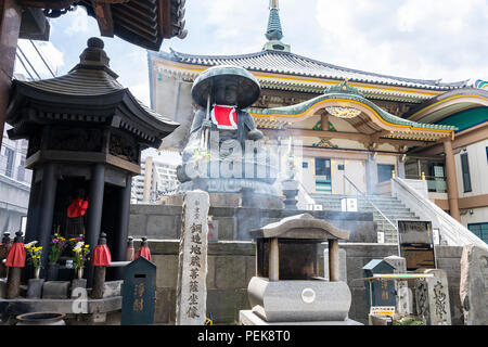 Dozo Jizo Bosatsu Zazo, Shingonshu Buzan-ha Shinshoji, Sugamo, Toshima ...