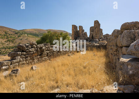 The Upper Roman temple, Niha, Bekaa valley, Lebanon Stock Photo - Alamy