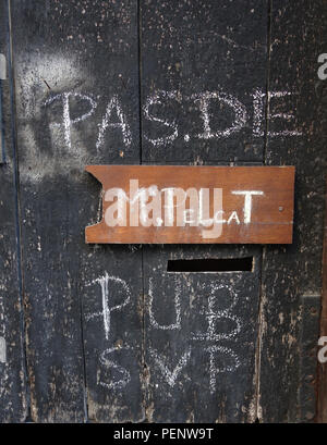 sign saying "no publicity folders" in French, Honfleur France Stock ...