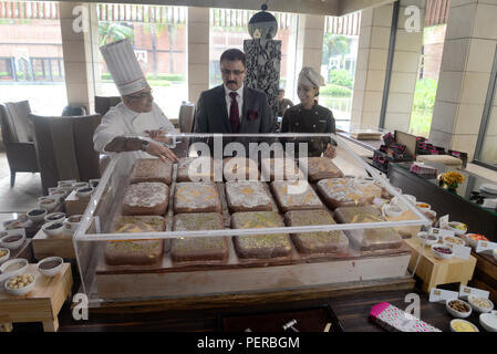 Kolkata, India. 16th Aug, 2018. ITC Sonar Bangla General Manager Atul ...