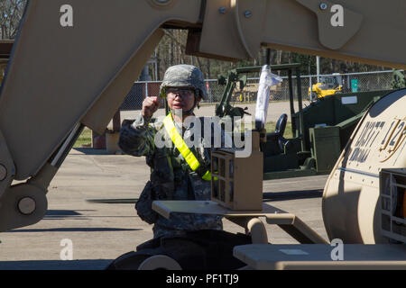 Soldiers of the Supply Support Activity, Group Support Battalion, 10th ...