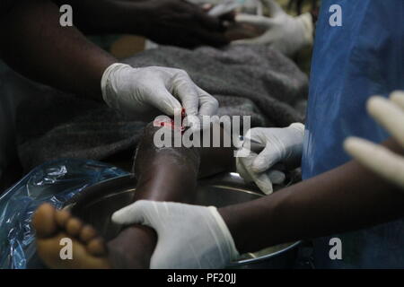 In the trauma ward at the 37th Military Hospital, American and Ghanaian ...