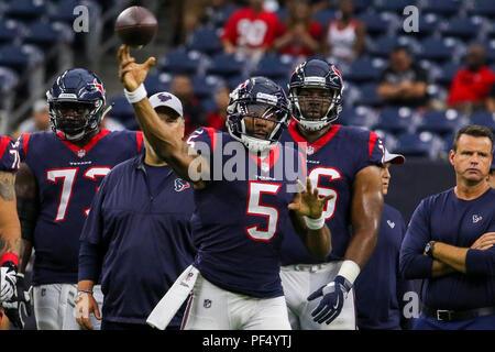 Houston Texans quarterback Joe Webb III (5) runs for a gain against the ...