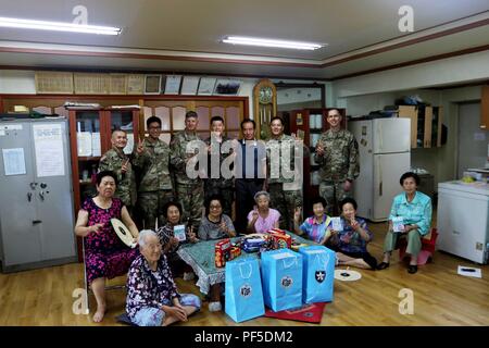 POCHEON, Republic of Korea – 2nd Infantry Division/ROK-U.S. Combined Division Chaplain Lt. Col ...