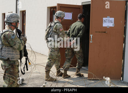 Soldiers from 66th Military Police Company, 504th Military Police ...