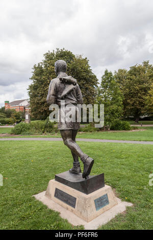Statue of Footballer and famous manager, Brian Clough, in Albert Park ...