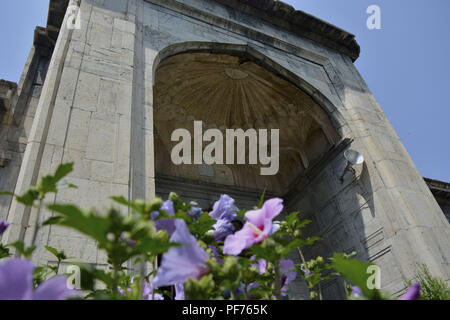 Pathar masjid at Srinagar Stock Photo - Alamy
