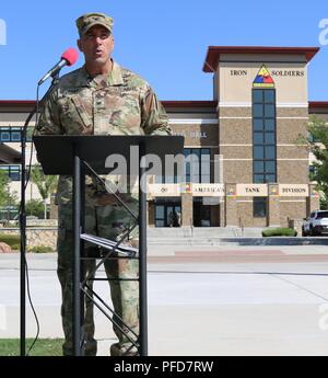 Soldiers and leaders bid farewell to Col. Eric S. Strong and his family ...